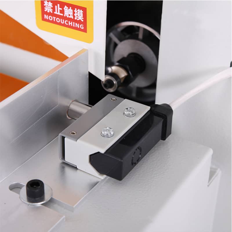 Profiling corner trimming machine from China manufacturer - iGolden CNC